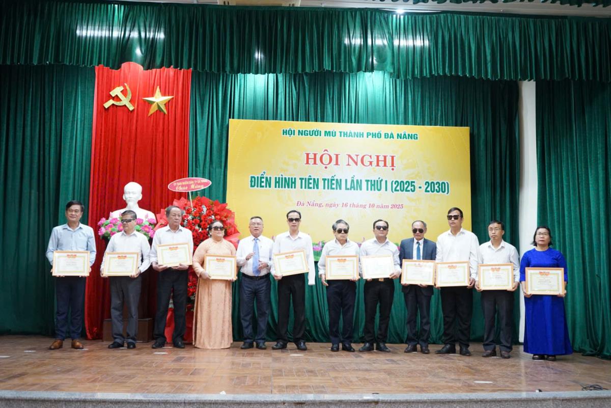 Hội Người mù Đà Nẵng tuyên dương điển hình tiên tiến giai đoạn 2025 – 2030
